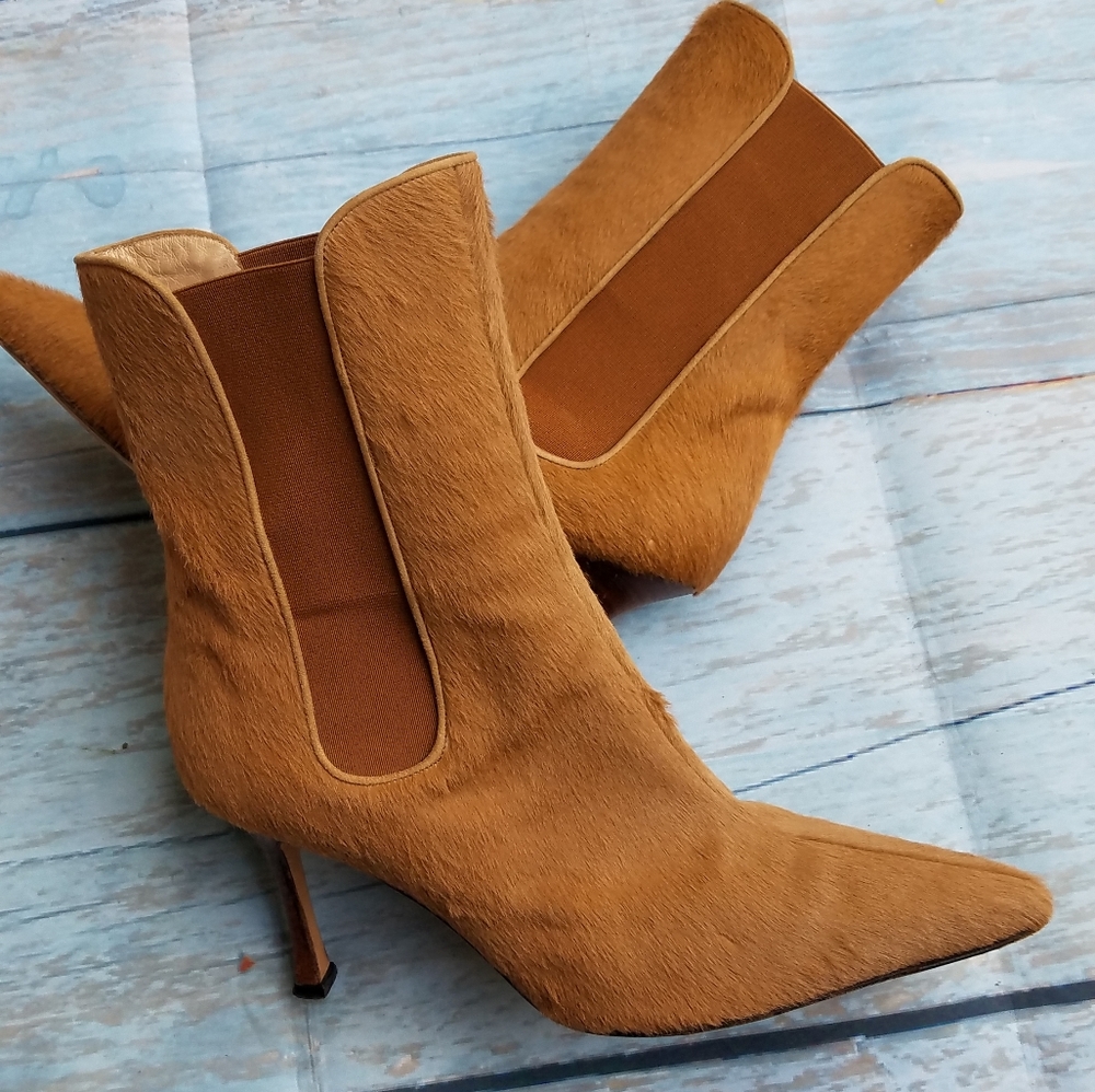 Manolo Blahnik Camel Pony Hair Ankle Boots Sz 7 - Gem
